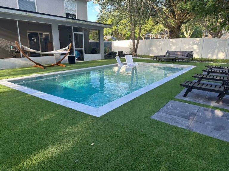 Custom Pool Builder - Dreamscapes Pools & Spas