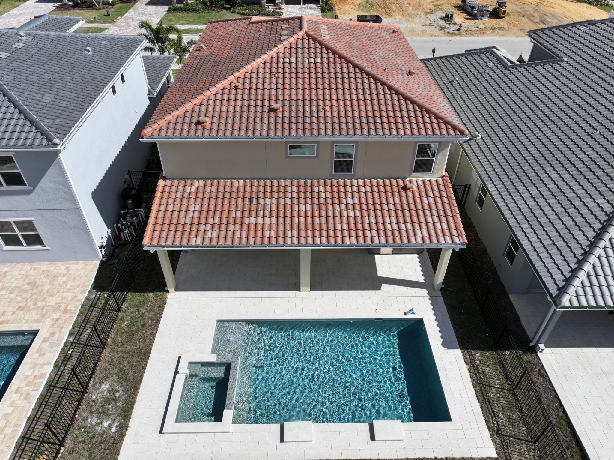 Orlando Custom Pool Builder - Dreamscapes Pools and Spas, LLC
